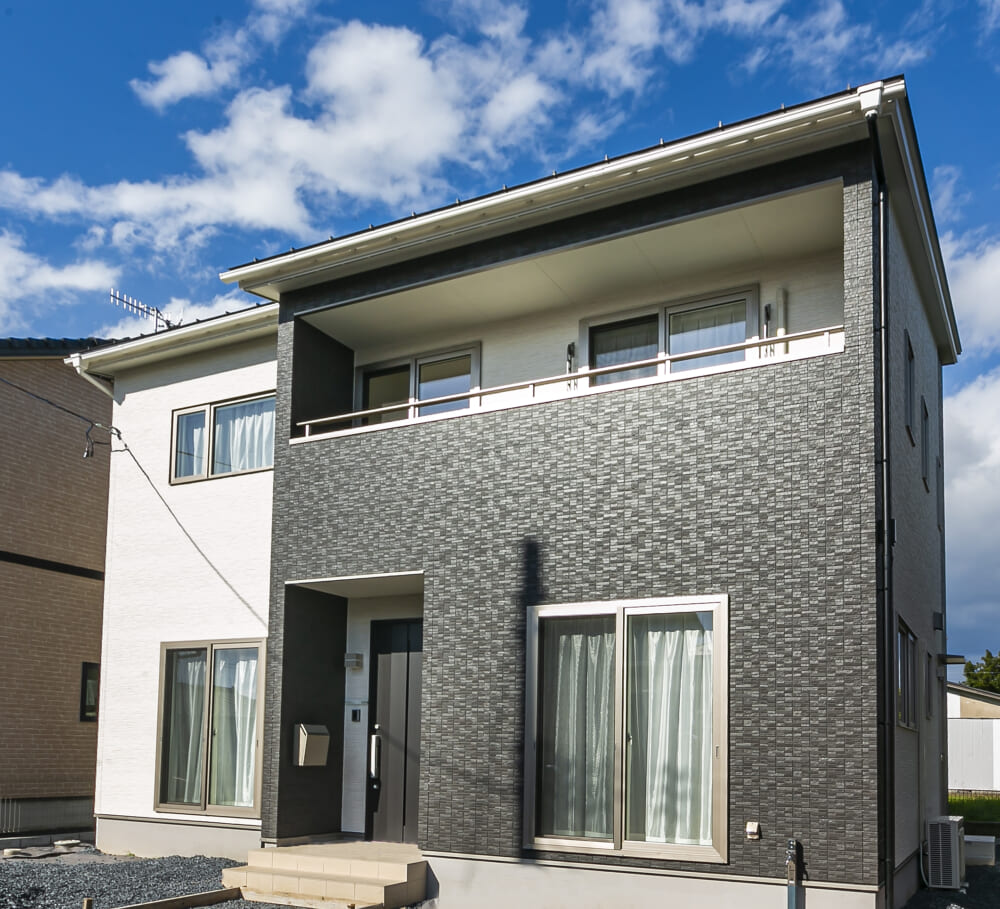 モノトーンでまとめたシンプルモダンのコンパクトな家(栗原市・S様) #383 | 宮城県仙台市｜新築・注文住宅・住宅公園｜あいホーム